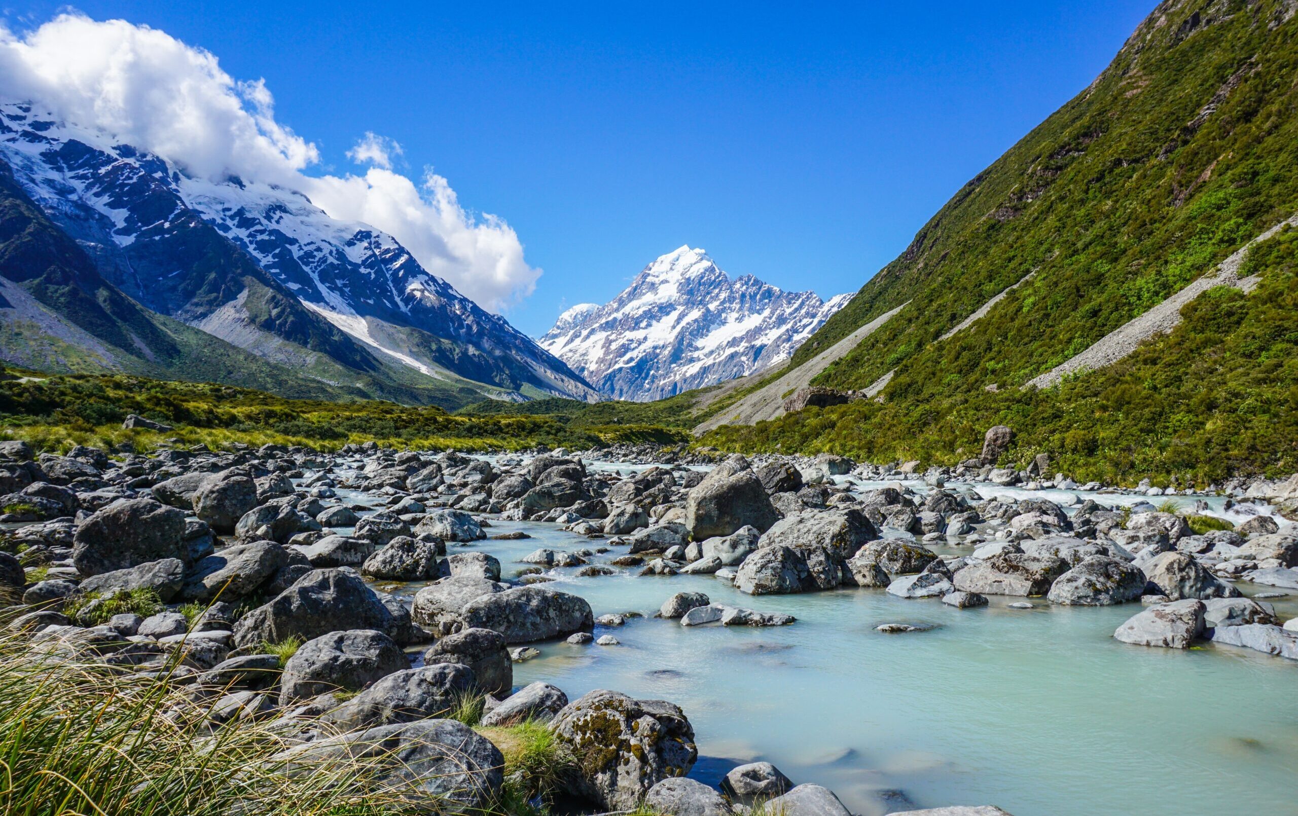 Approach Tours | Radically all-inclusive | Group tours | 4-star